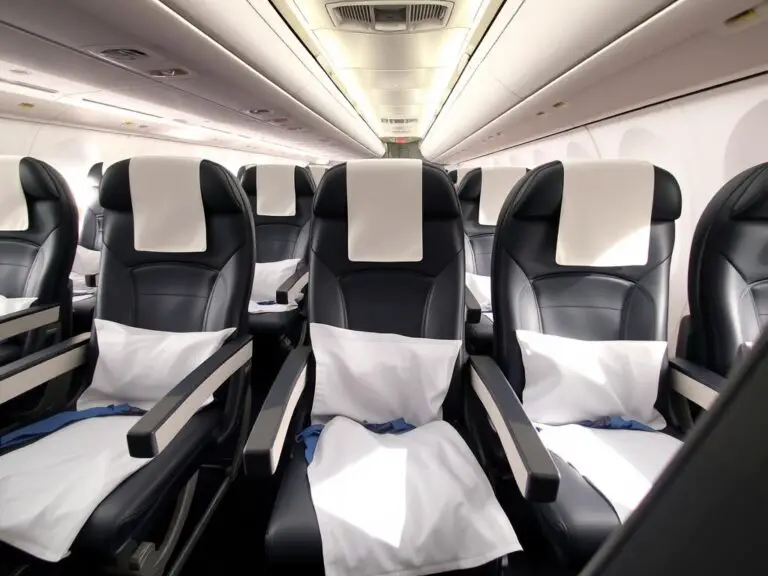 Best Seats on a Boeing 737 MAX 8: Your Ultimate Guide to a Comfortable ...